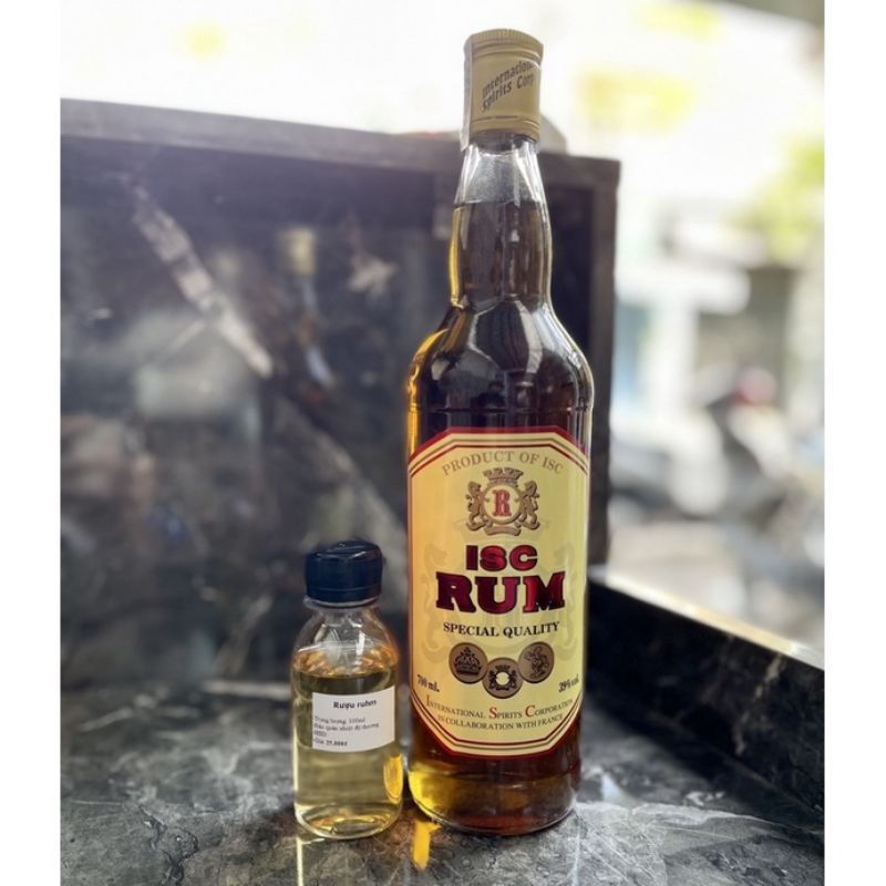 rượu rhum Tiếng Anh là gì