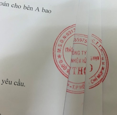 đóng dấu giáp lai Tiếng Anh là gì