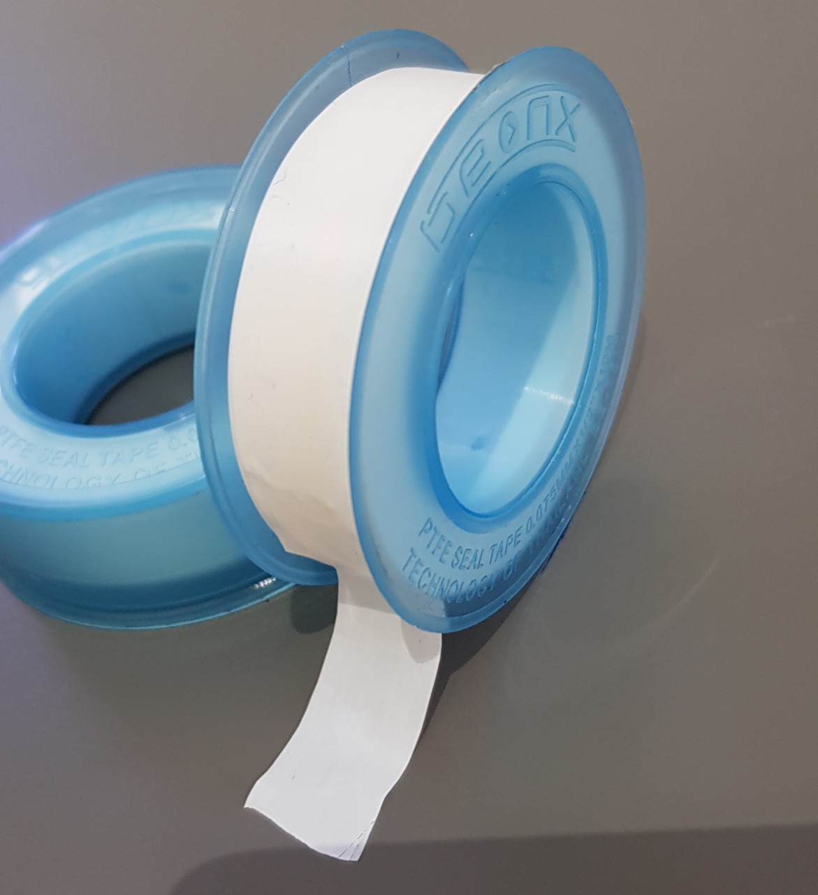 băng keo non Tiếng Anh là gì