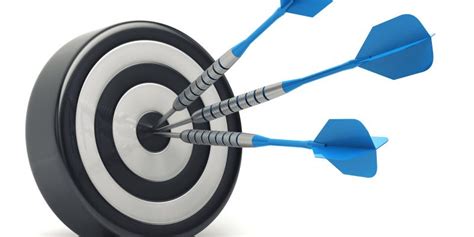 bách phát bách trúng Tiếng Anh là gì