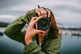 IELTS Speaking part 1 - Topic Taking pictures: Bài mẫu và từ vựng