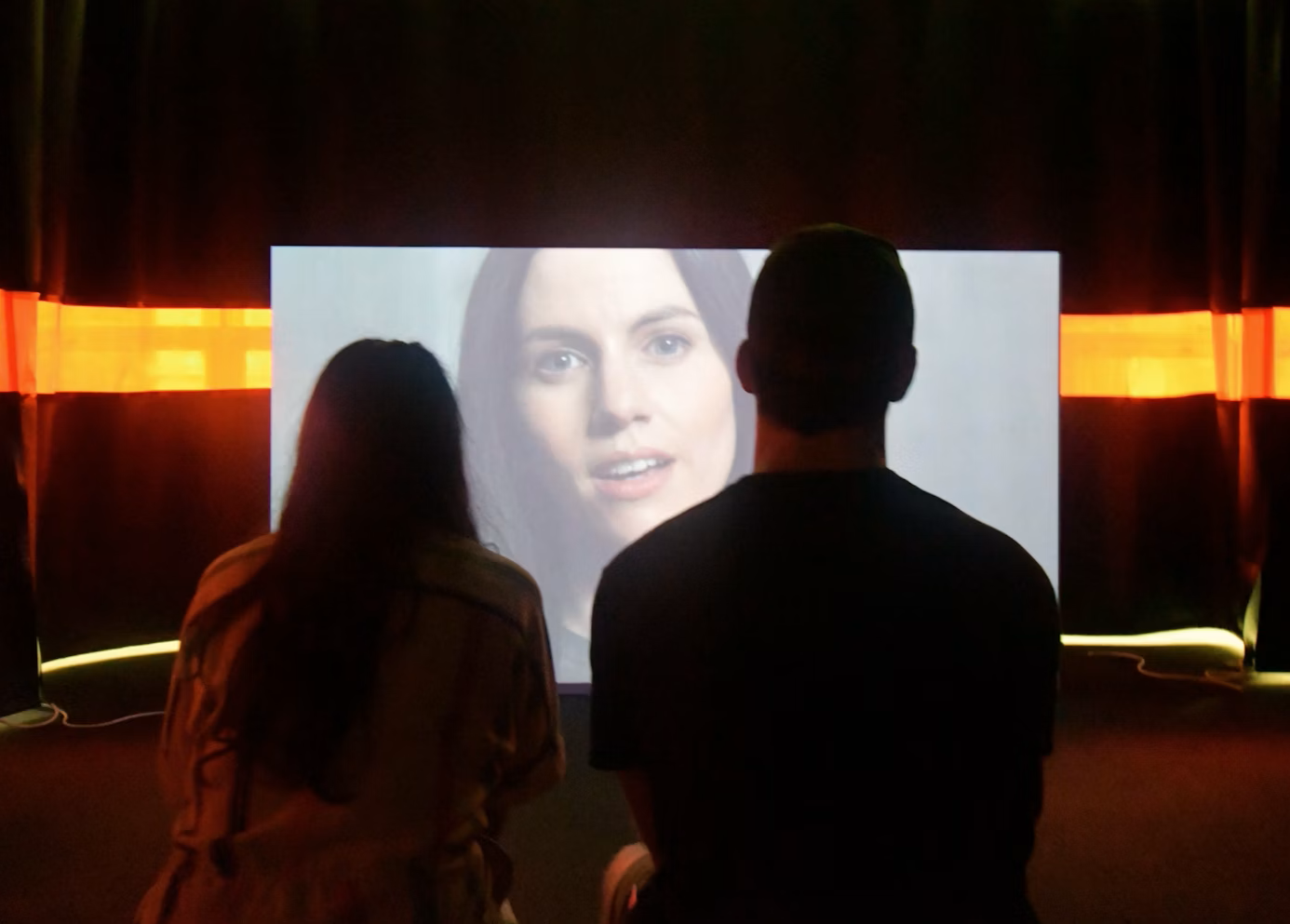 Bài mẫu IELTS Speaking part 2: Describe a TV series you like